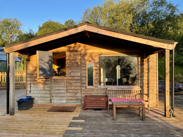Riverside Cabin For Artists/wild Swimmers/families - Devon