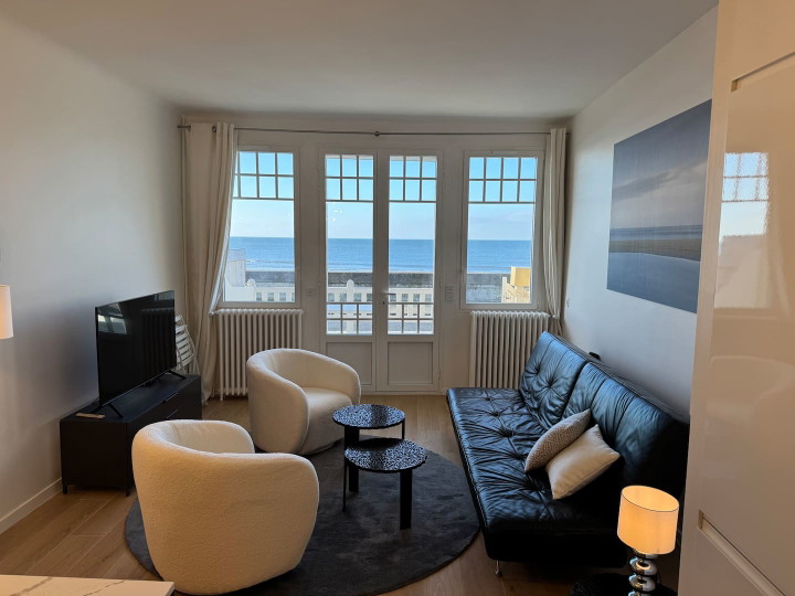 Vue Mer Imprenable
Maison Rénovée Face à La Plage - Deauville
