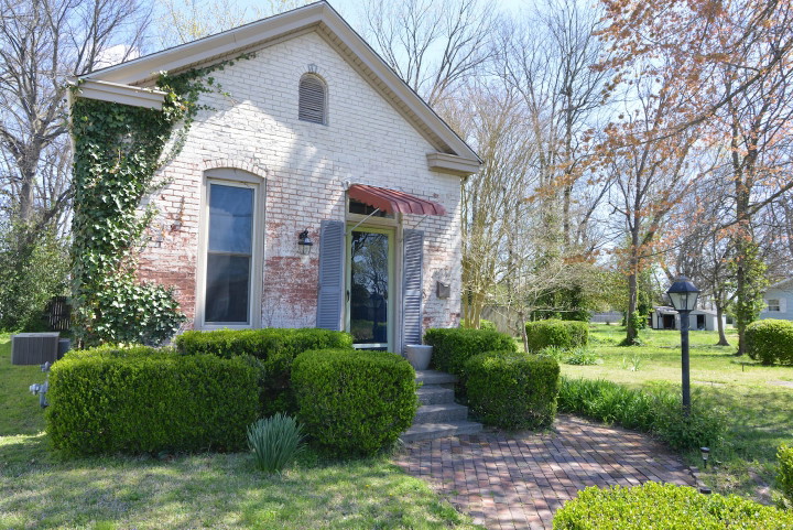 902 Historic Brick Shotgun House - Paducah, KY