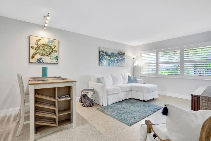 Renovated Duplex Near Honeymoon Caladesi Island Wi - Dunedin, FL