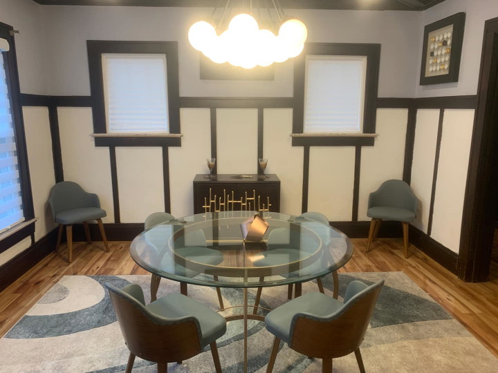 Cheerful 2 Bedroom Home With Firepit & Game Room. - Warren, MI