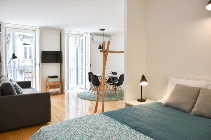 Appartement Avec Balcon Et Climatisation Sur La Place Principale D'aliados - Vila Nova de Gaia