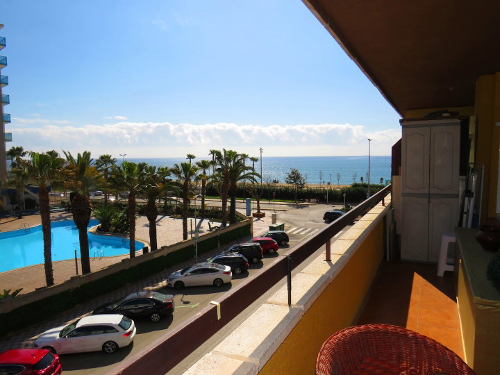 T077 Apartment With Sea Views And Pool - Calella