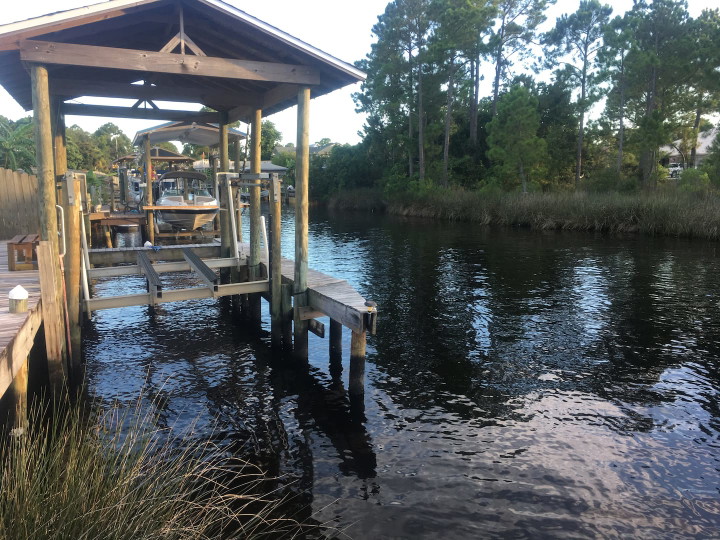 Canal Home In Gulf Breeze - Florida