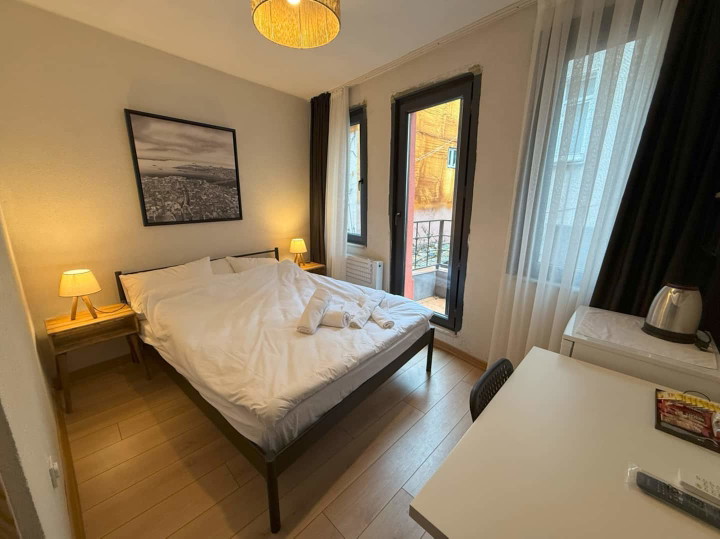 Comfortable Room No4 With Balcony & Bathroom - Beyoğlu