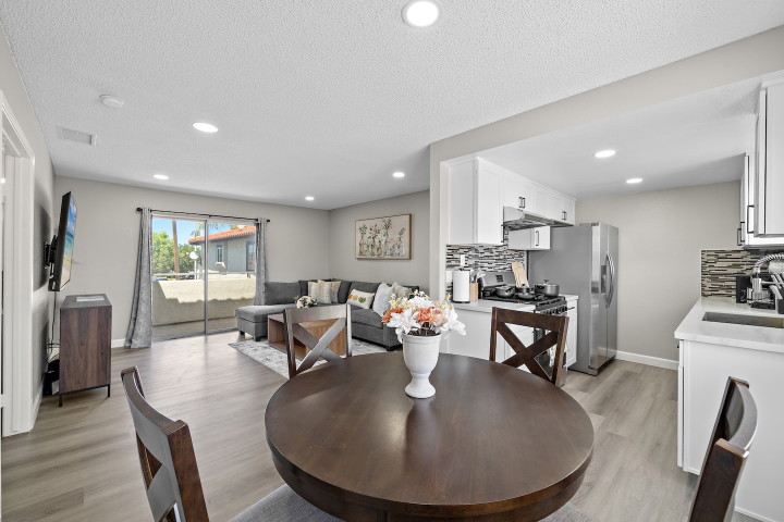 Comfortable Sleek 2br Apt - Placentia
