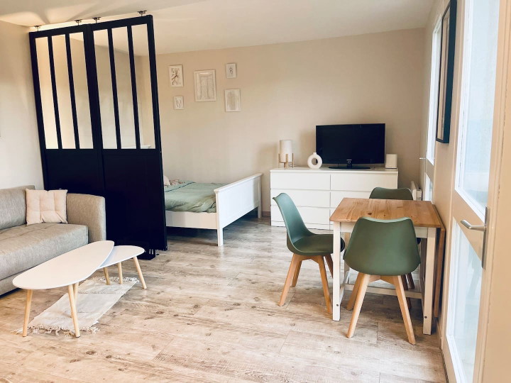 Charmant Studio Centre Ville Avec Vue Panoramique - Villeneuve-lès-Avignon