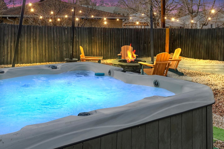 Modern Denver House Near Red Rocks With Hot Tub - Wheat Ridge, CO