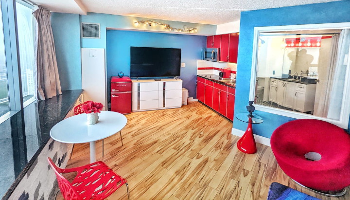 Rare Find Luxury Ocean Front Studio Free Parking - New Jersey