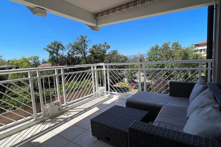Superbe Appartement Avec Balcon - Proche De Genève - Gaillard