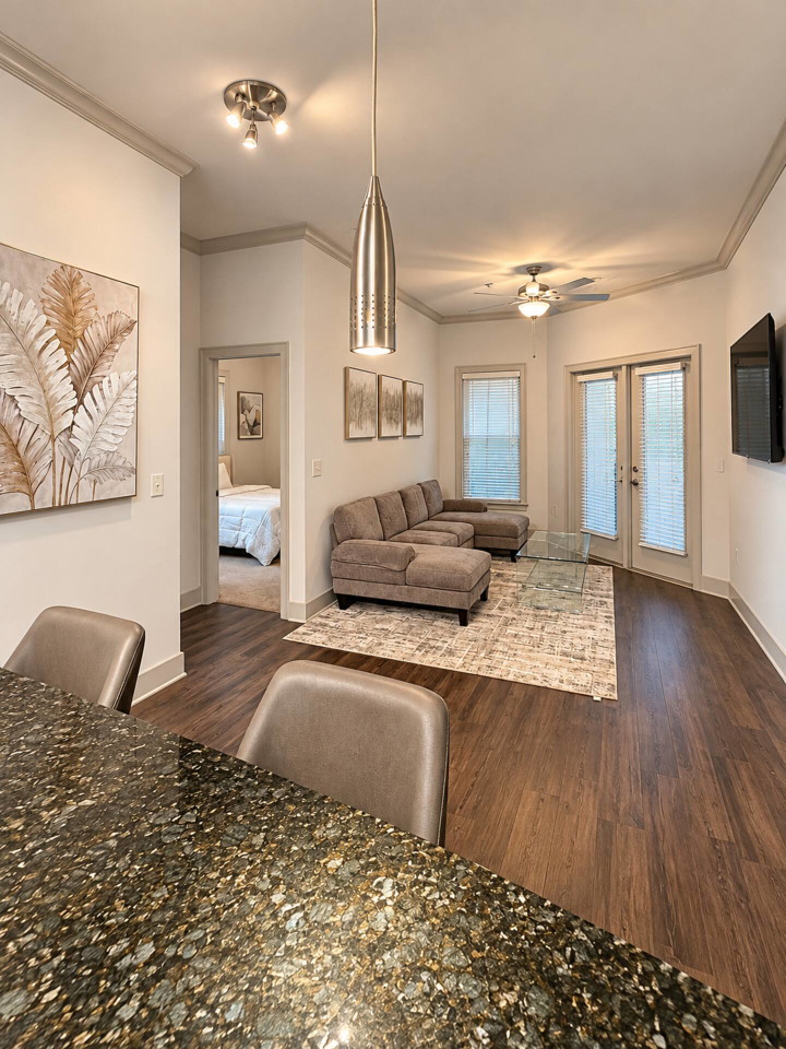 Family Friendly, Cozy, Two Bedroom Apartment. - Sandy Springs, GA