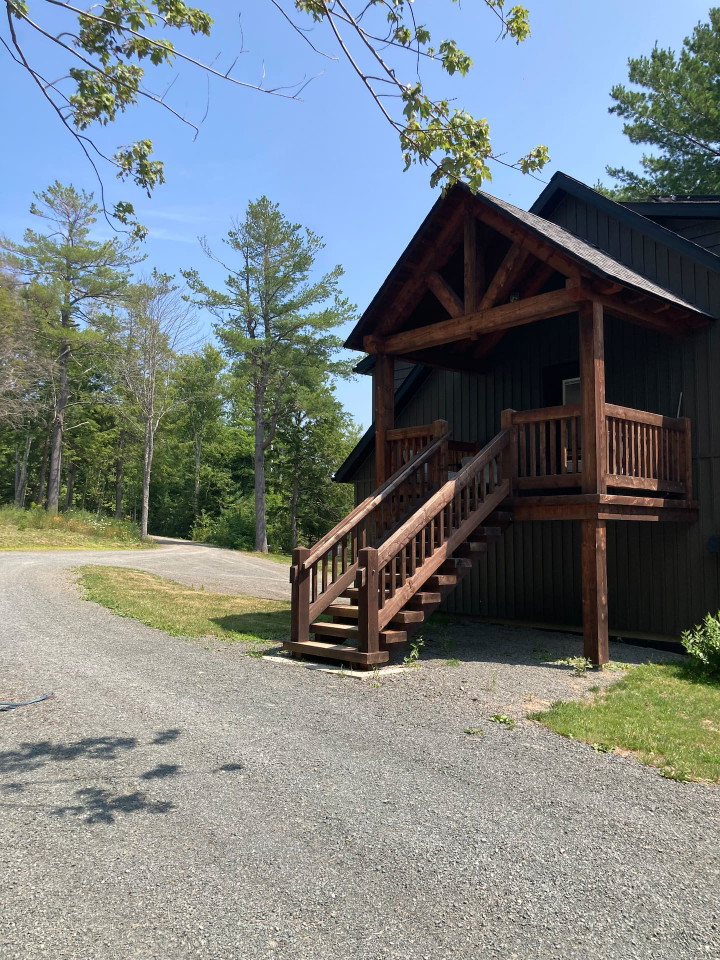 Dunn's Cove Carriage House - Antigonish