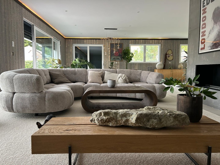 Villa Avec Salon Cinéma à Louer - Bussigny