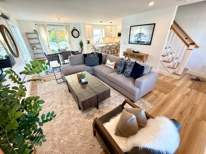 Downtown New Construction 3 Bed 3 Bath Luxury - Martha's Vineyard, MA