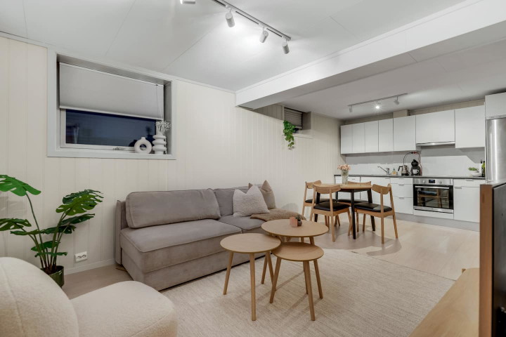 Central Apartment With Parking - Tromsø