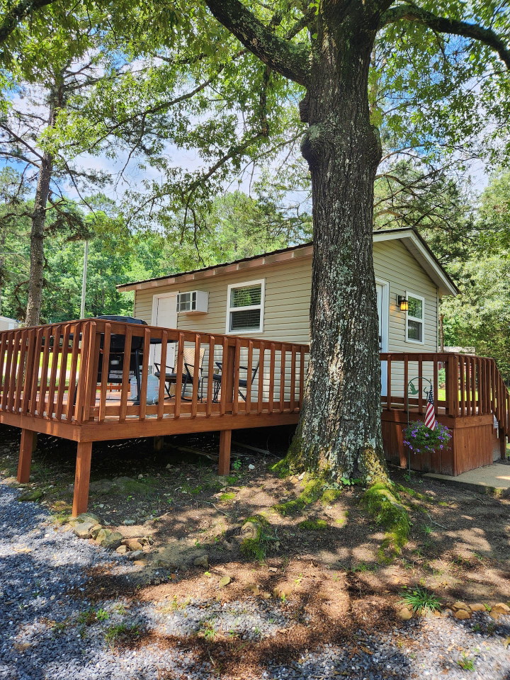 Scrappyjax Cozy Caddo River Cabin - Arkansas