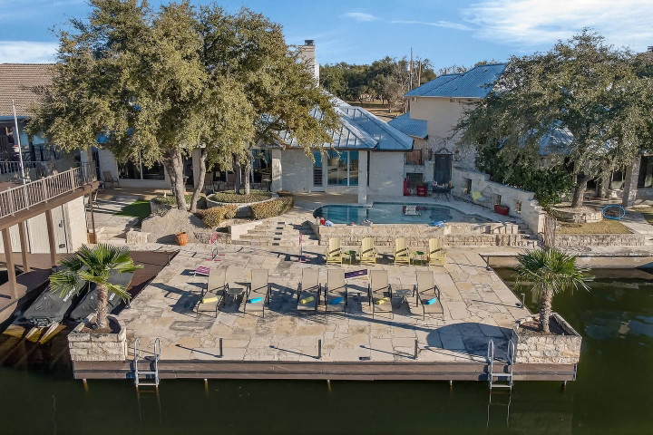 Palm Cove | Concierge Services | Infinity Pool - Horseshoe Bay, TX