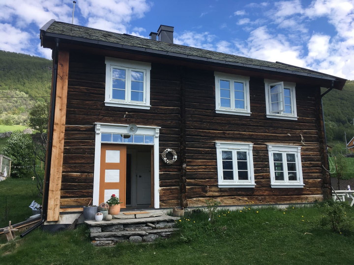Cozy Log Cabin On A Farm. 4-7 People. Oppdal - Norway
