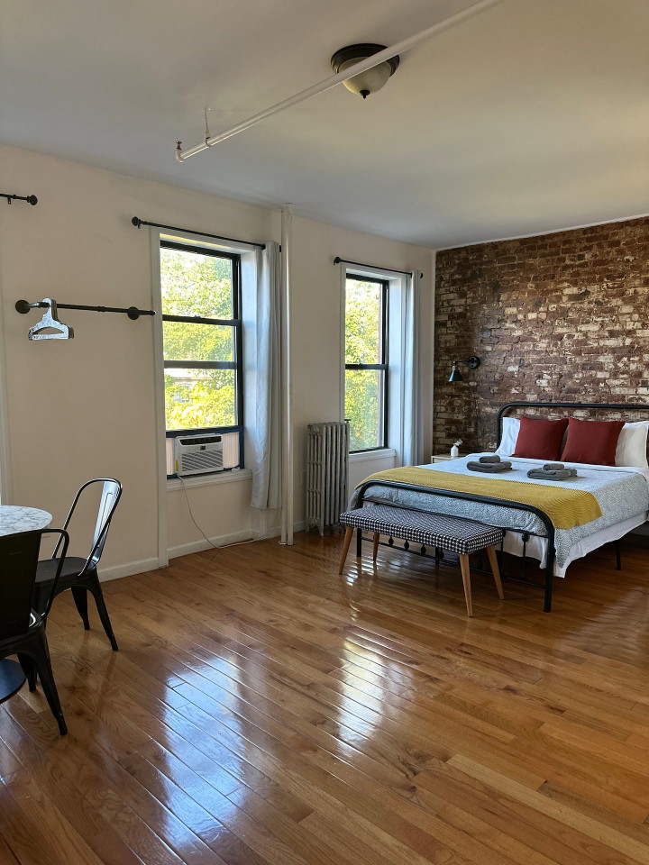 Brooklyn Entire Studio Apartment! - Crown Heights, NY