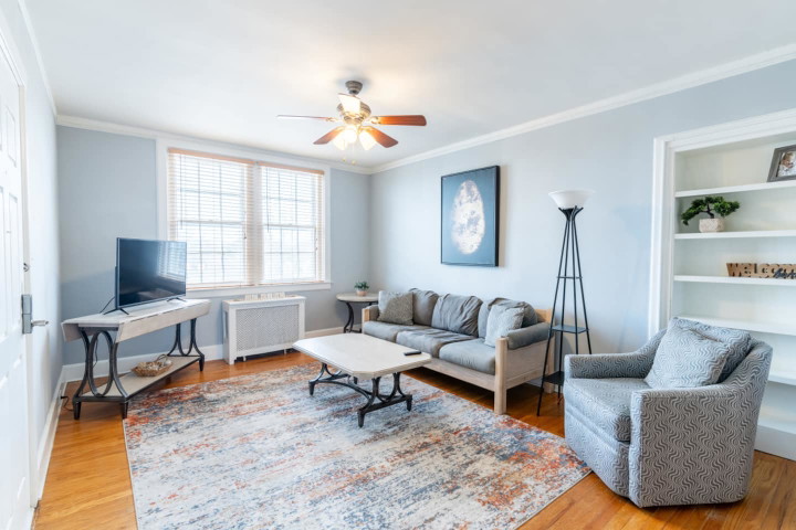 4th Floor Condo 1/4 Mile From Moses Cone Hospital - Greensboro, NC