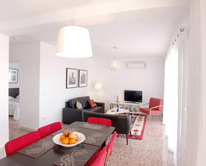 Apart. 2, Malaga, Sleeps 6, Sea View & Terrace - Malaga