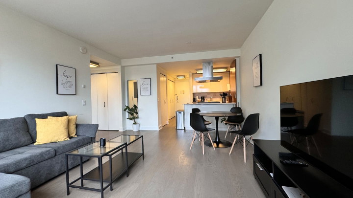 Modern Comforts: Central & Cozy. - Penn Station South, NY