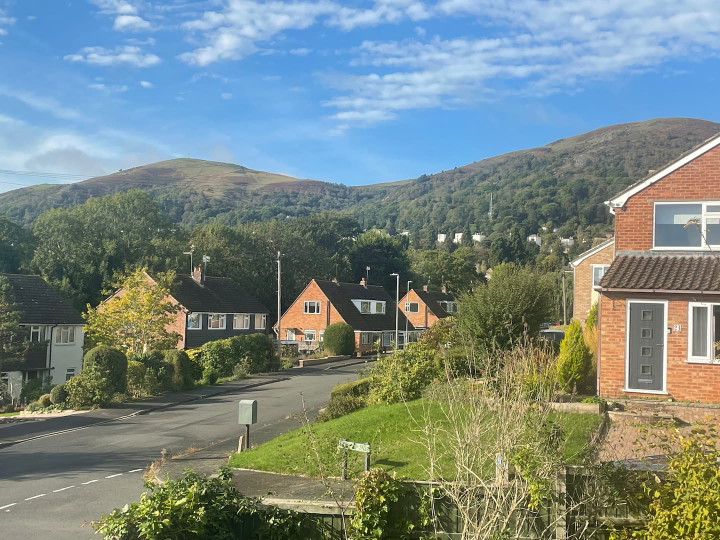 Privacy And Comfort In A Beautiful Part Of Malvern - Malvern