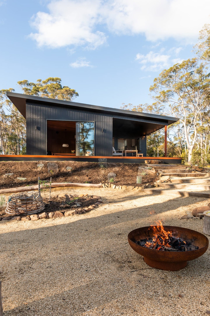 Pulchella Cabin ~ 3 Acre Retreat With Bath - Australia