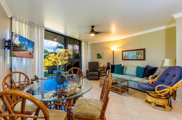 Waiohuli Beach Hale # D-118 1bd / 1ba Oceanfront Complex Geweldige Locatie 6 Personen - Maui, HI