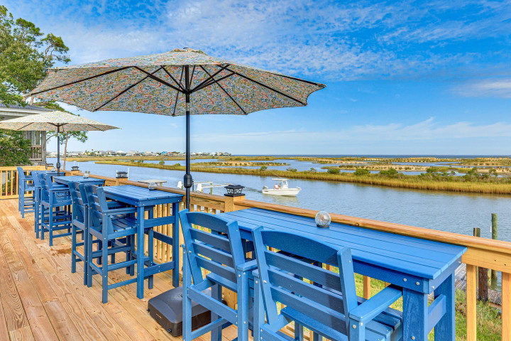 Steps To Gulf: Bayside Dauphin Island Home W/ Dock - Dauphin Island, AL