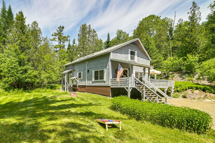 1 Mi To Rangeley Lake: Cabin W/ Wraparound Deck! - Rangeley, ME