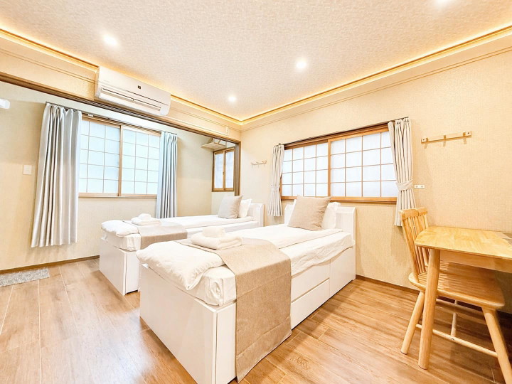 Convenient Transportation, 5 Rooms And 1 Living Room, Chinese Communication Available - Osaka