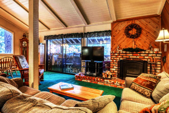 4 Bedroom Cabin In The Woods Sleeps 10 - Mammoth Lakes, CA