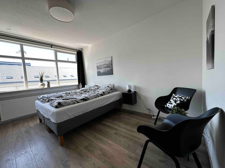 #2 Stylish Bedroom In The Heart Of Reykjavik - Iceland