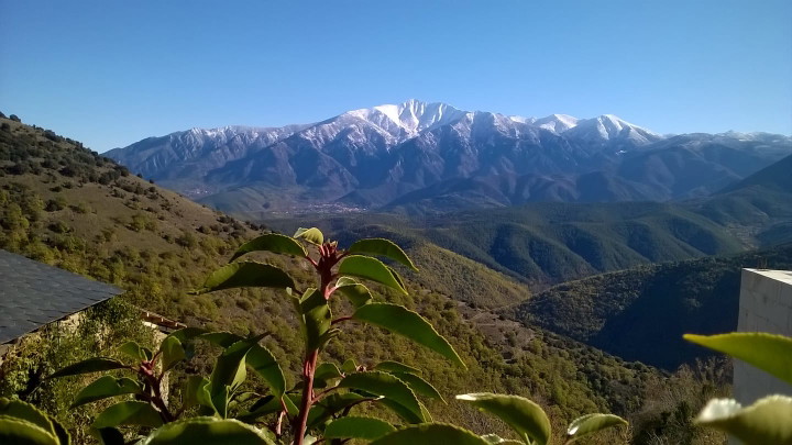 Jujols: Studio With View Of The Canigou - Costa Brava