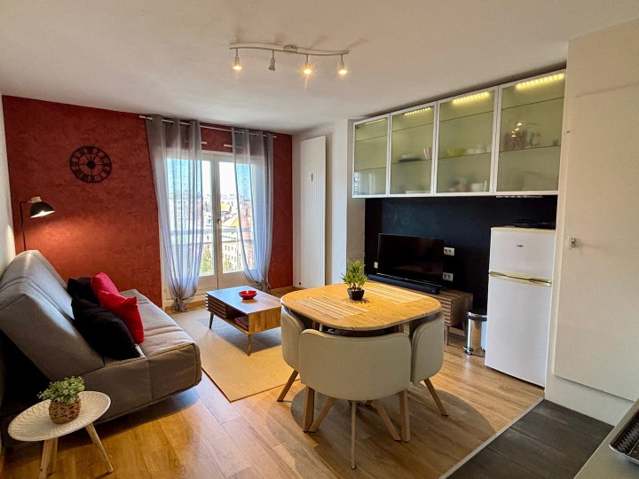 Appartement Au 8ème éTage Avec 2 Balcons - Strasbourg