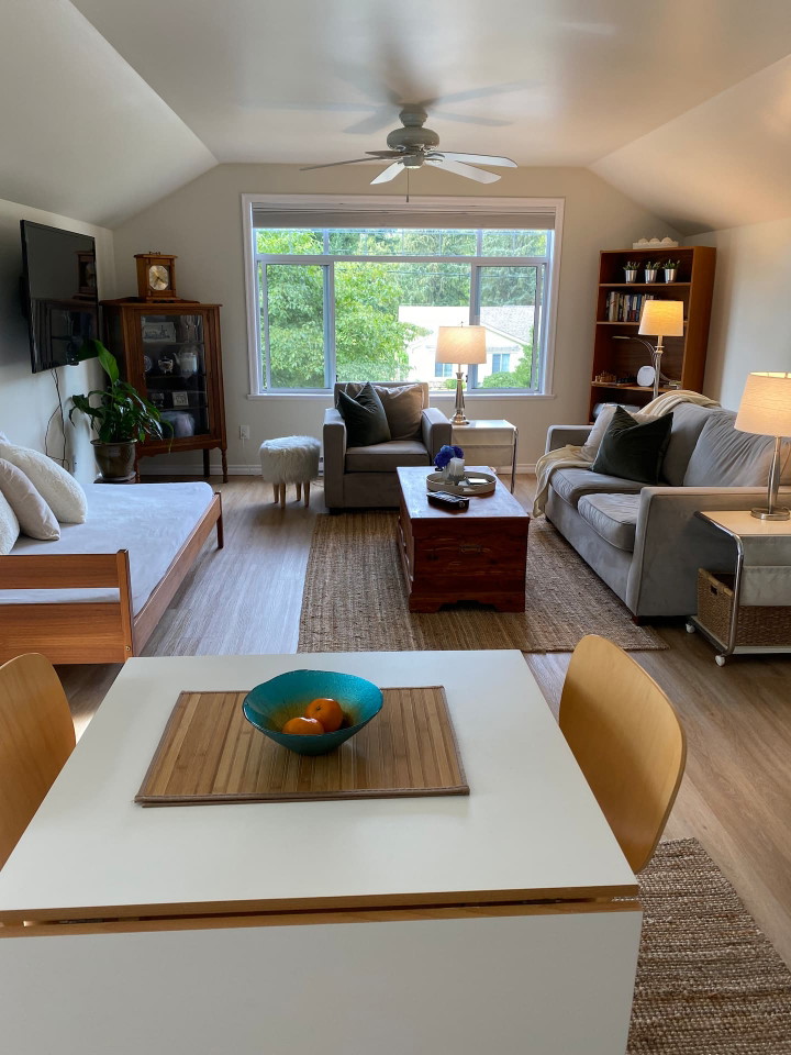 Island Dogwood Suite Bc Reg# H944205800 - Comox