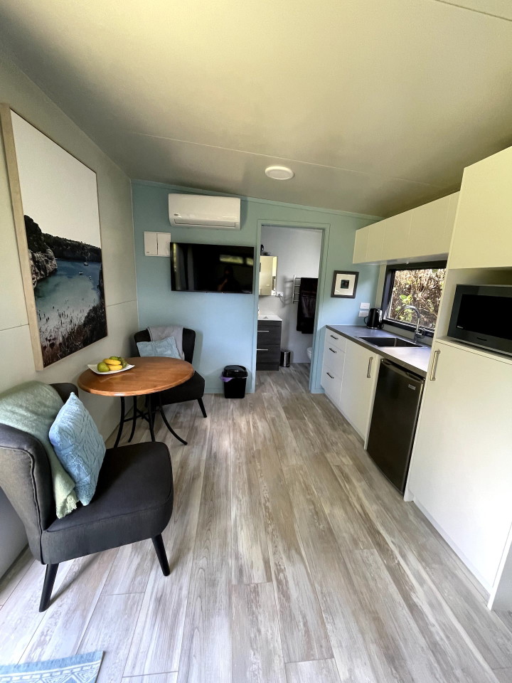 Cosy Cabin With Breakfast - Tauranga