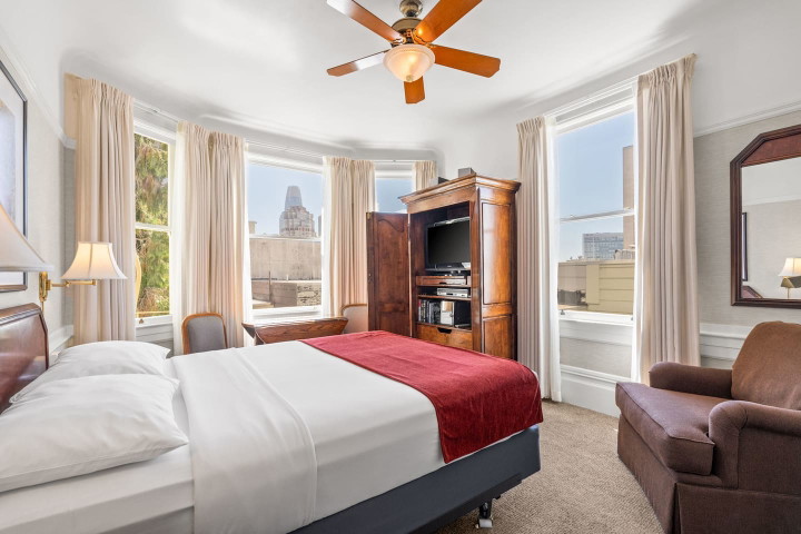 Studio Back Unit(2 Flights Of Stairs) - San Francisco, CA
