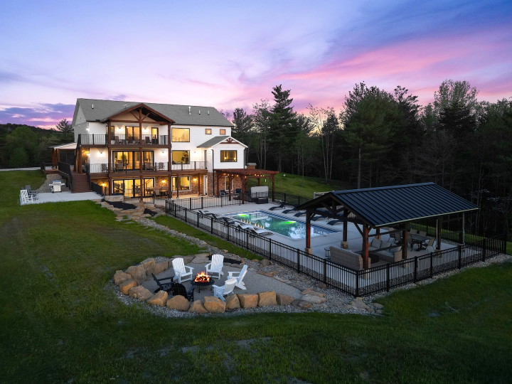 Heavenly View | Hocking Hills, Pool, Theater - Ohio