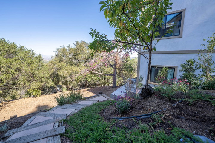 Conejo Valleys Nature Escape For Hikers And Bikers Alike! - Thousand Oaks, CA
