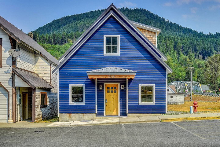 Historic Luxe Lodge In Heart Of Cascades - Cascade Mountain, WA
