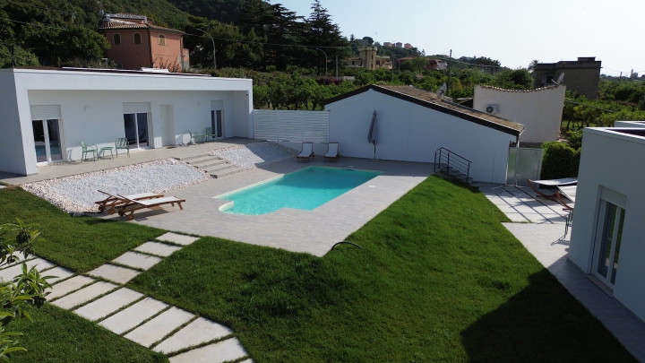 Villa Sottosopra Con Piscina - Tropea
