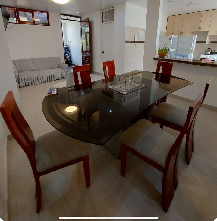 Departamento En Alquiler Excelente Ubicación - Chiclayo