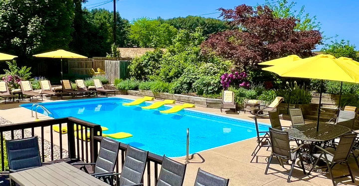 Alleganfields:sleeps24,pool,hottubfireplacefirepit - Michigan