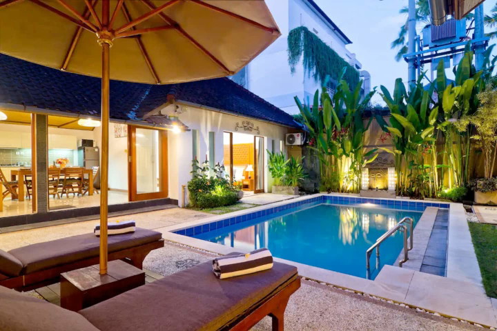 Villa Favelita: Luxurious Cozy. 10min Walk Beach - Seminyak