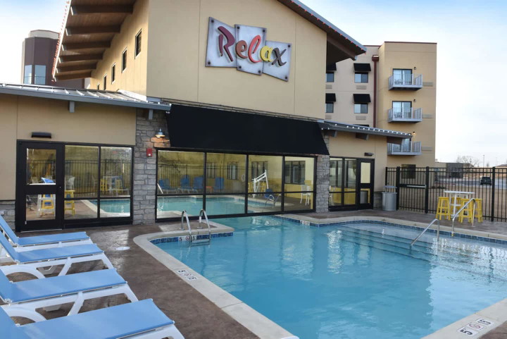Expanded 2 Queen W/ Sofa In Stoney Creek | 2 Units - Tulsa, OK