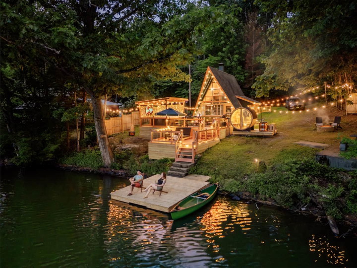 Lakefront A-frame | Hot Tub, Sauna, Fire Pit - Deposit, NY