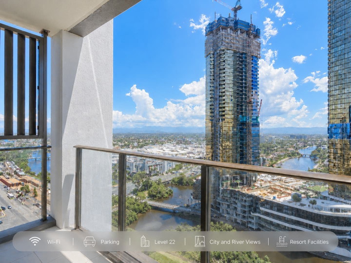 Elevated Broadbeach 2br With Parking & River Views - Broadbeach