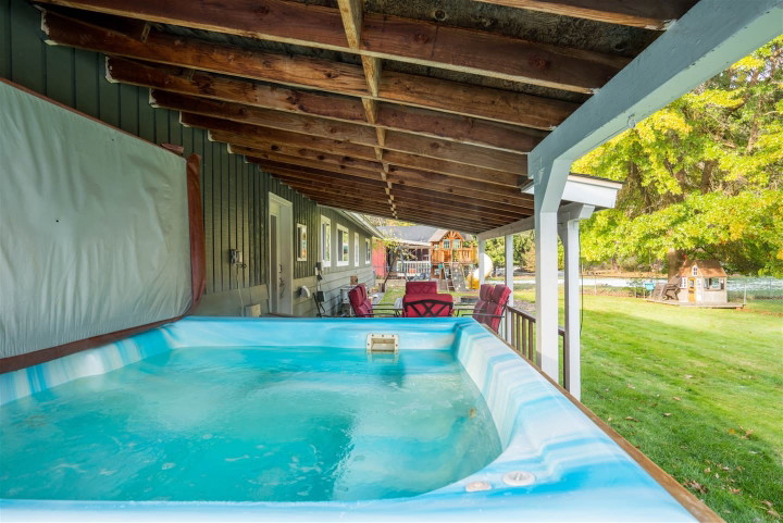 Family 3br Near Leavenworth W/yard, Views & Hot Tub - Leavenworth, WA